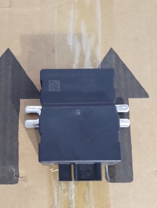 BMW 1 3 Series F20 F21 F30 F31 Fuel Pump Control Unit Module 7404880