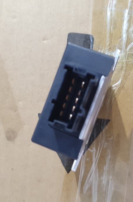 BMW 1 3 Series F20 F21 F30 F31 Fuel Pump Control Unit Module 7404880