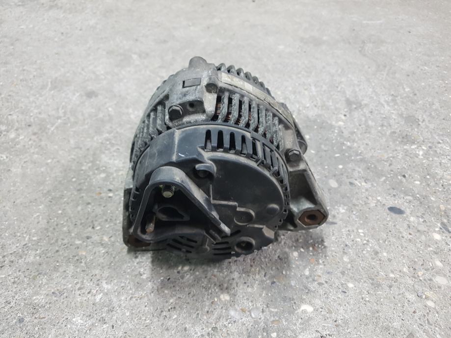 BMW e36 alternator - 316i - motor m43b16 - lanac - 1997. godina OEM