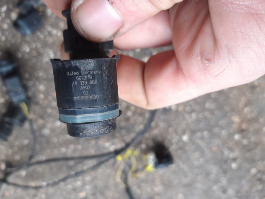 BMW E60 E63 X3 X5 E70 X6 E71 LCI FACELIFT PARKING SENZORI PDC ORIGINAL