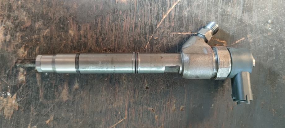 Bosch injektori Hyundai/Kia 0445110320