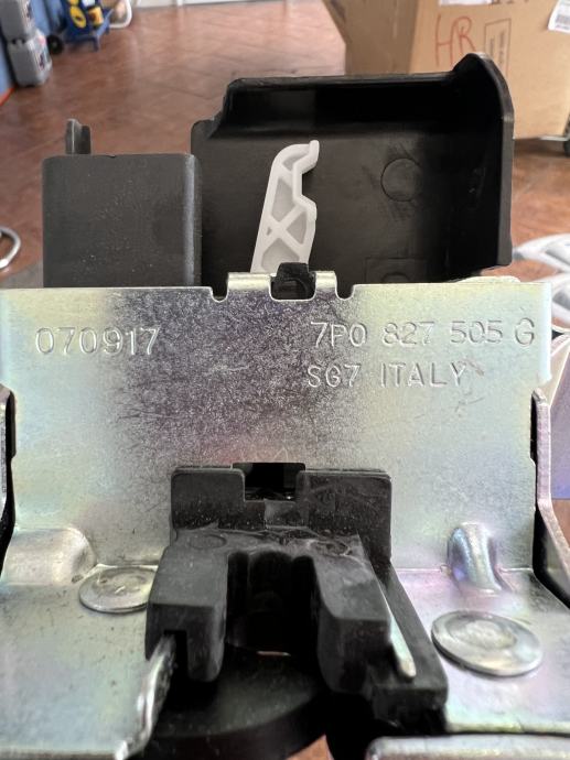 BRAVA VRATA PRTLJAŽNIKA VW, SEAT - 7P0827505G