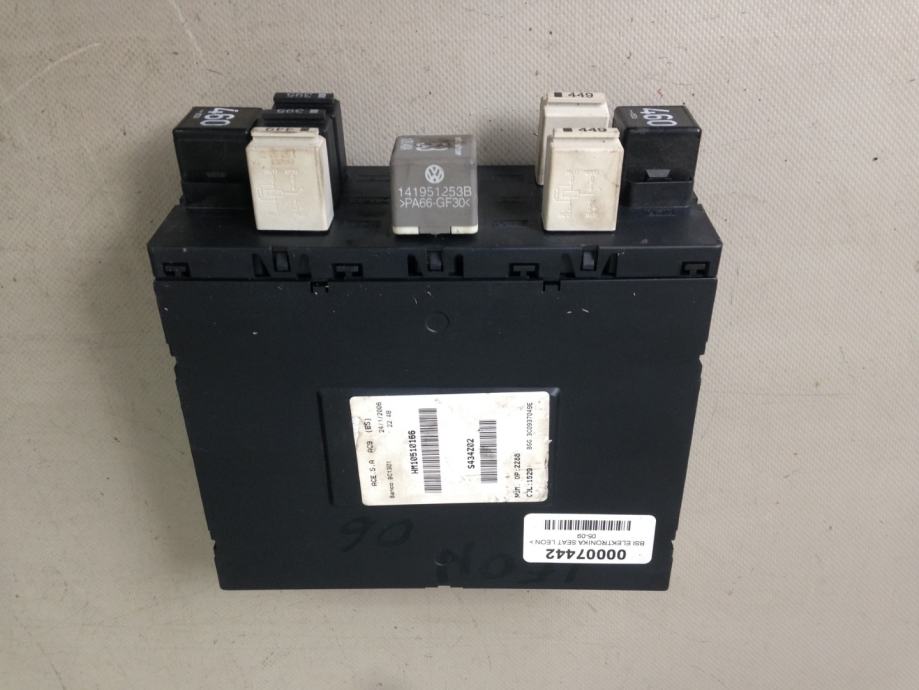 BSI ELEKTRONIKA SEAT LEON > 05-09 3C0937049E 3C0937049E