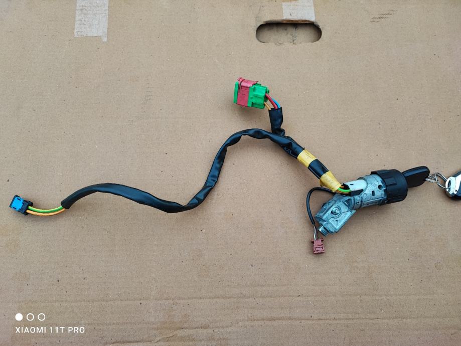 Citroen C3 kontakt brava N0501413