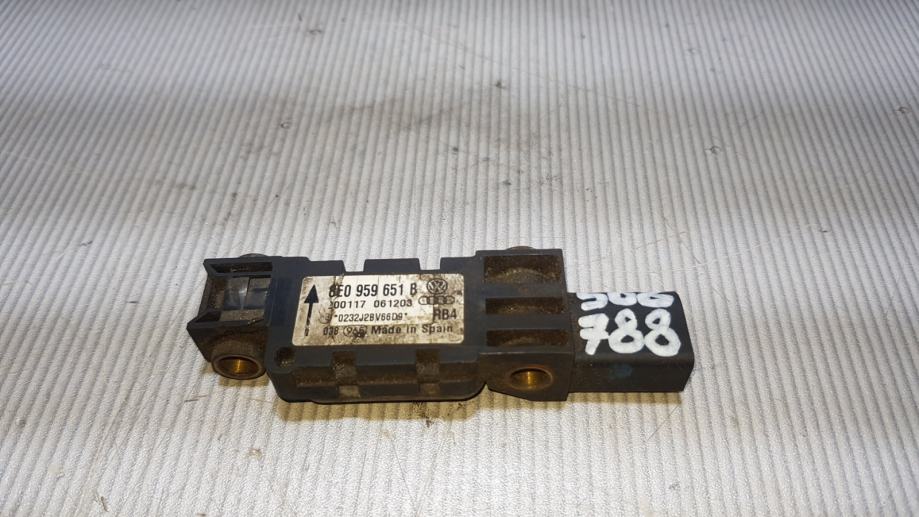 ELEKTRONIKA AIRBAGA AUDI A3 > 08-12 8E0959651B