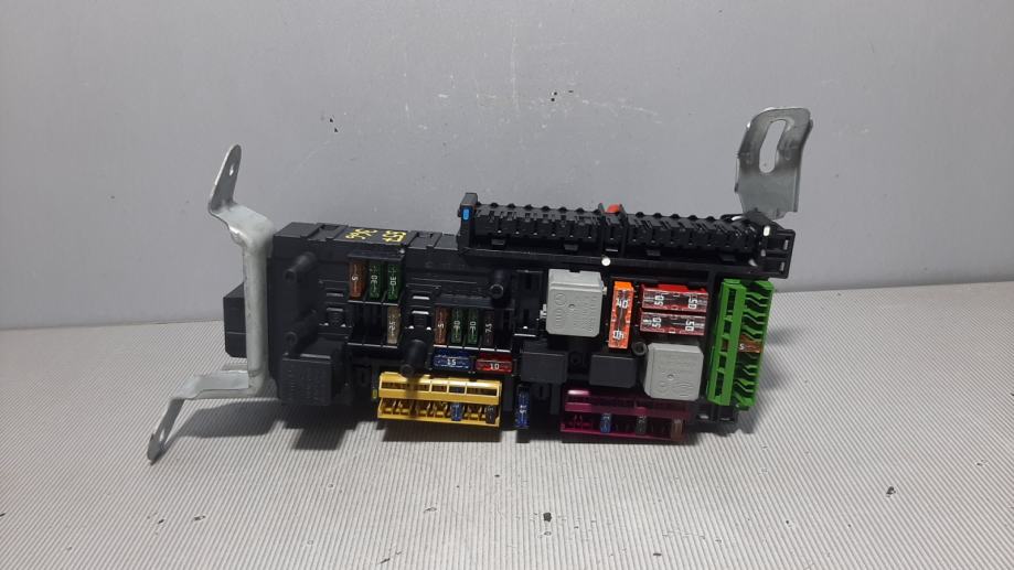 ELEKTRONIKA KUTIJA OSIGURACA MERCEDES CLS (C218) > 11-14 2129060205