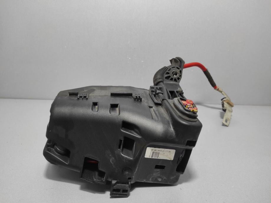 ELEKTRONIKA KUTIJA OSIGURACA VOLVO S60/V60 > 14- 30644652