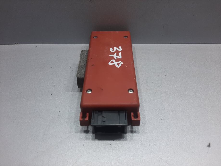 ELEKTRONIKA VW PASSAT B5 > 00-05 8D0862335B
