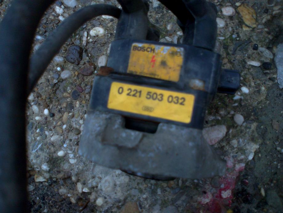 Fiat Uno 1,0 2001g razvodnik paljenja