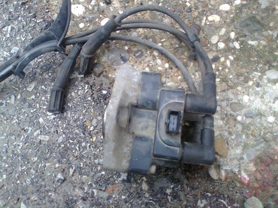 Fiat Uno 1,0 2001g razvodnik paljenja