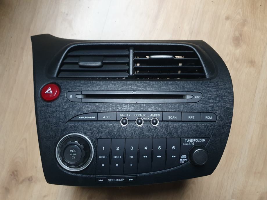 Honda Civic 8gen UFO (2006-2011) ORIGINAL RADIO CD PLAYER
