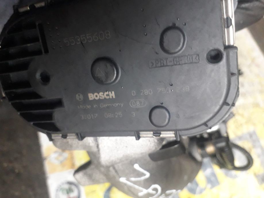 KLAPNA GASA OPEL ZAFIRA C 1.6 BENZ 110 KW / 0280750238 / 55355608