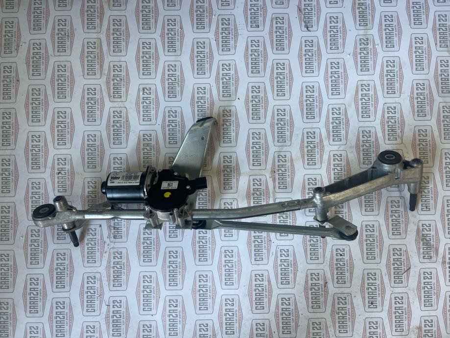 MERCEDES B KLASA W246 PREDNJI MOTOR BRISAČA A2469065900