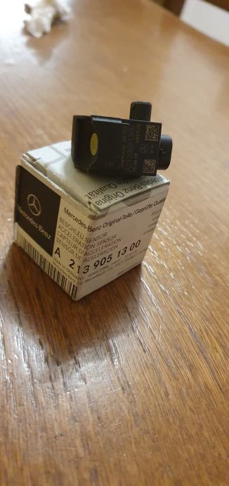 ***MERCEDES-BENZ***SENZOR UDARA W213 / A2139051300