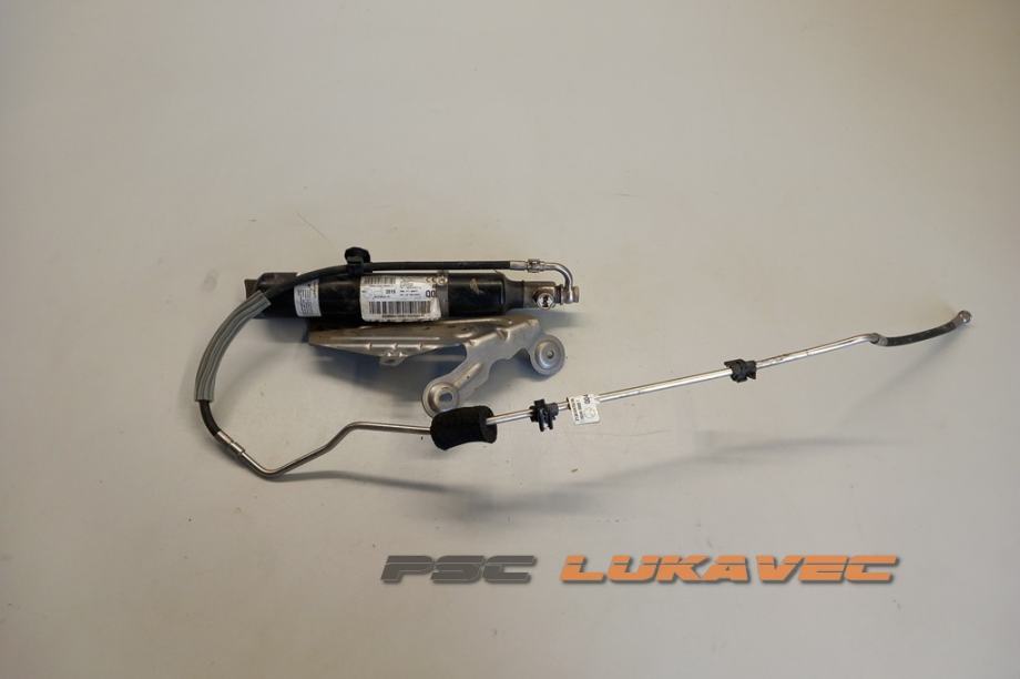 MERCEDES GLA KLASA X156 AMPULA ZA GAŠENJE 0589-P1-000674