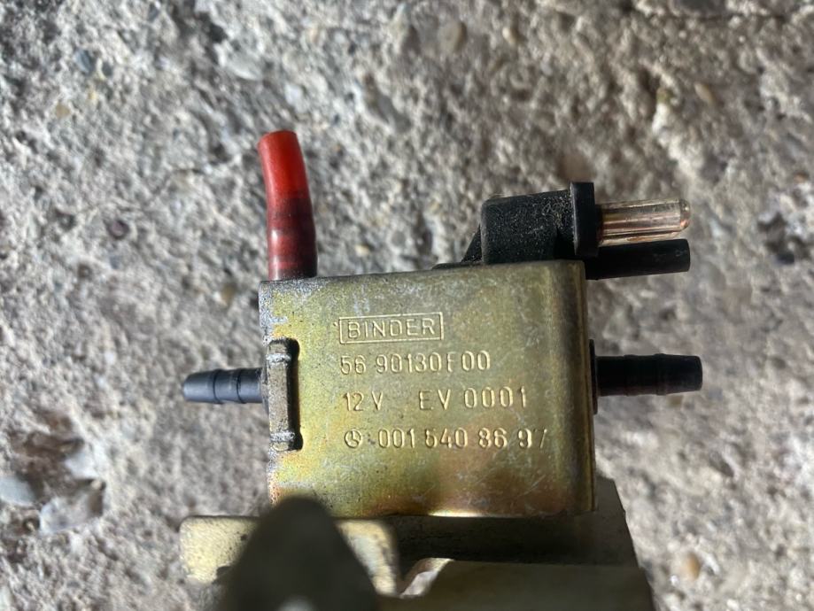 Mercedes vakuum ventil 001 540 8697