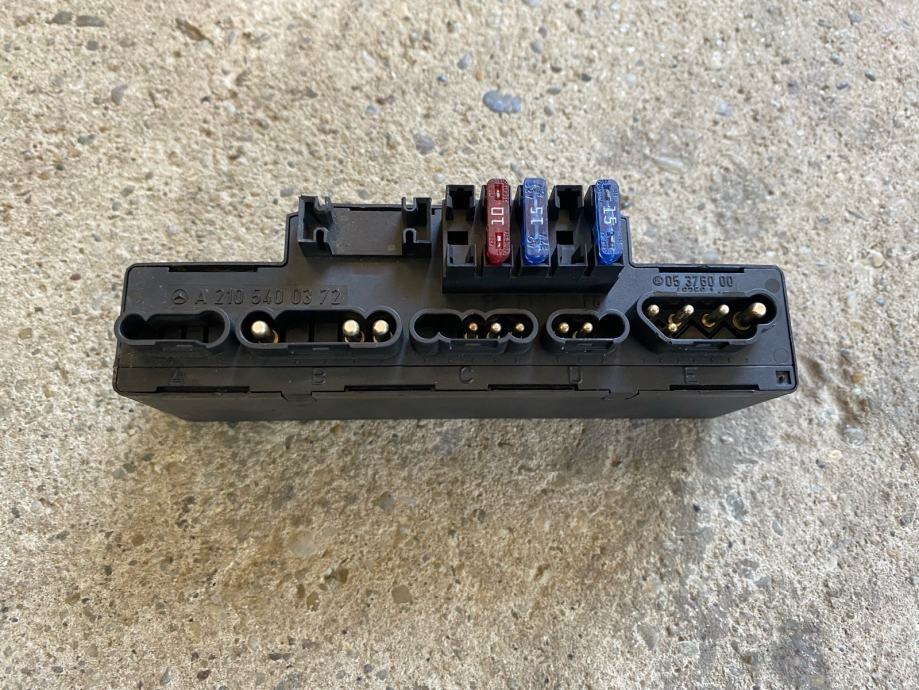 Mercedes w210 E klasa modul osiguraca