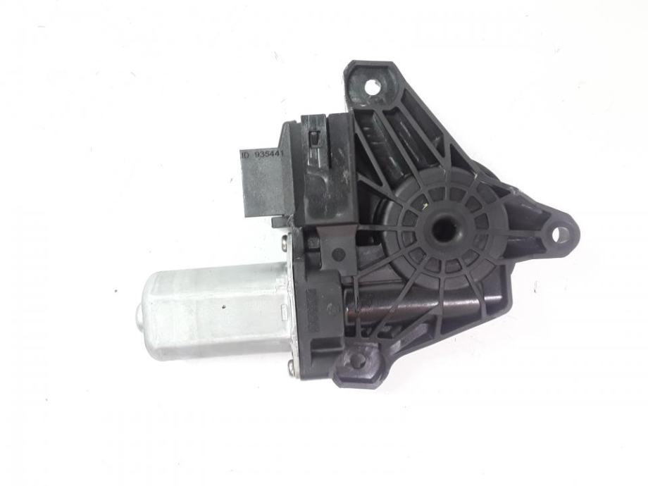 MOTORIC PODIZACA A2139060602 MERCEDES E CLASS (W213) 2016-