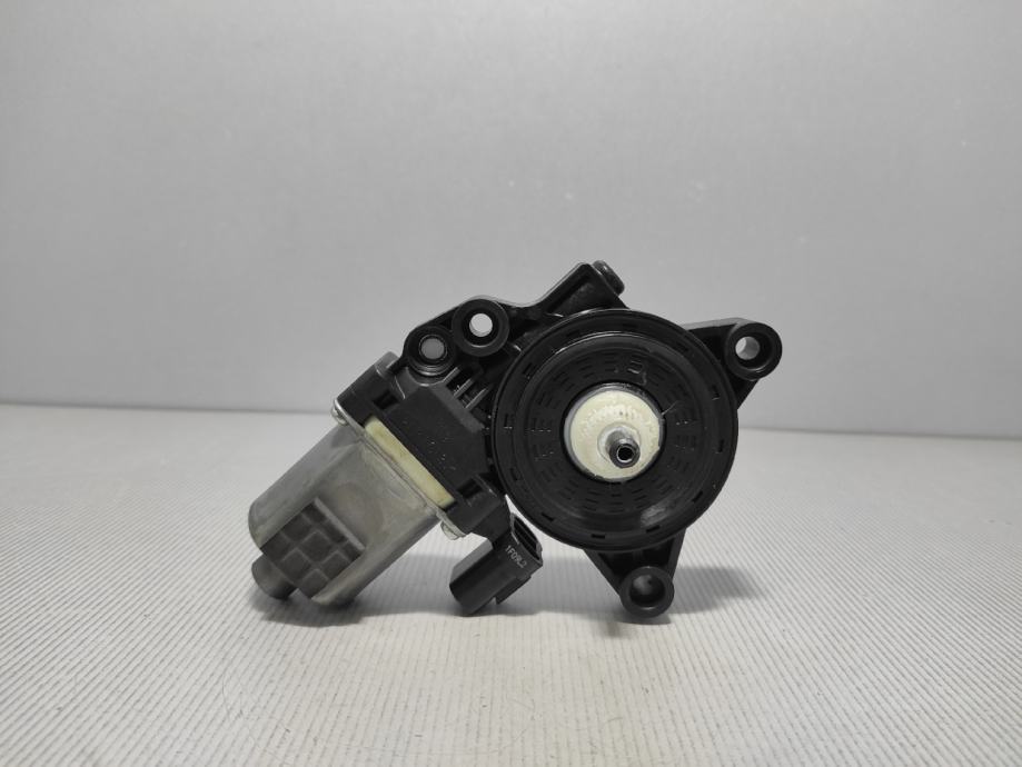 MOTORIC PODIZACA STAKLA KIA CADDY > 15-20 82460F1000 120696