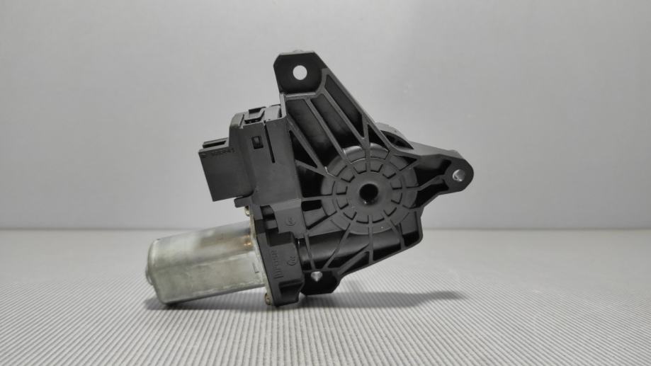 MOTORIC PODIZACA STAKLA MERCEDES GLC (X253) > 16- A2139060602