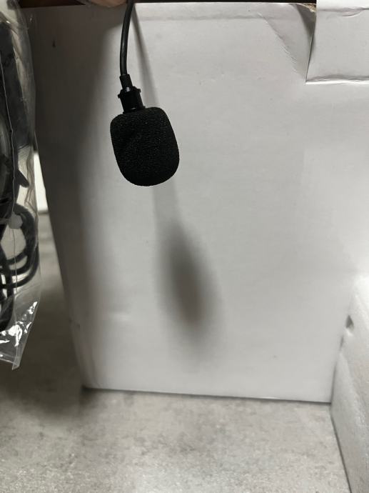 Novi nekorišten VW multimedijalni zaslon/autoradio s kamerom