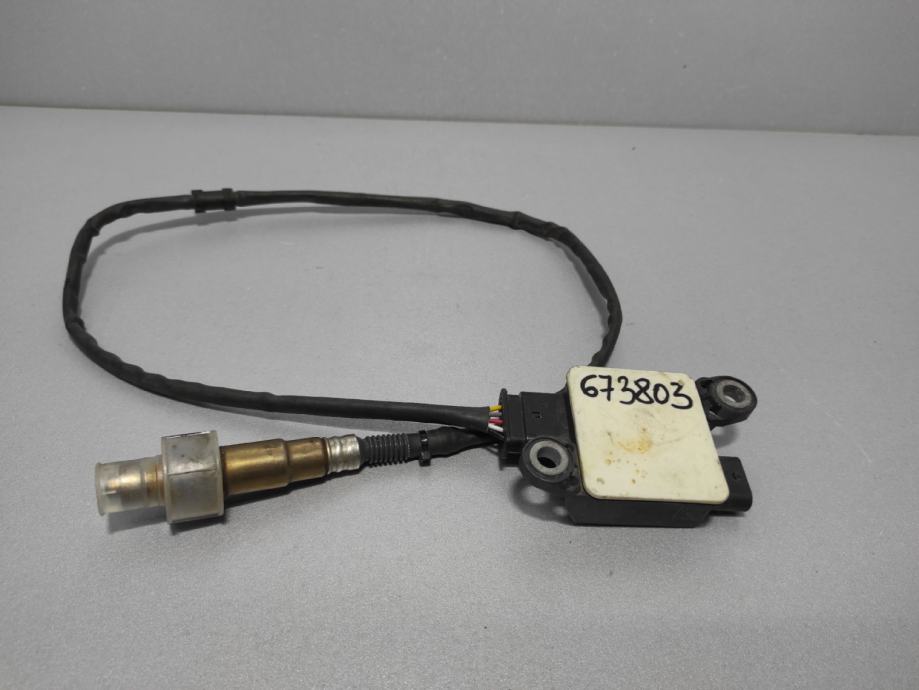 NOX SENZOR VW PASSAT B8 > 14- 04L906261H