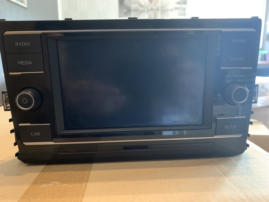 Originala VW radio composition media (facelift varijanta)