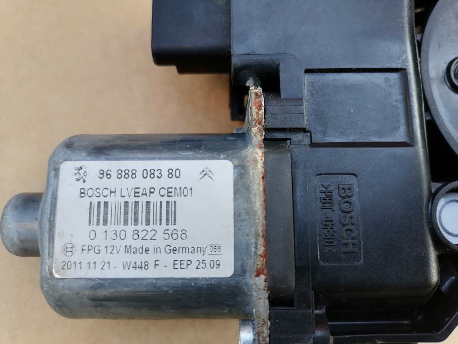 Peugeot 508 motorić podizača stakla 9688808380