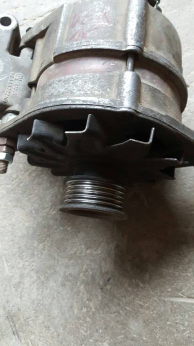 prodajem alternator