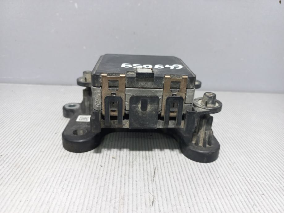 RADAR SENZOR VW CADDY > 15- 2K5907561C