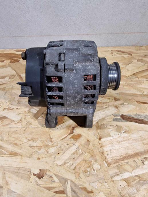 Renault Clio 2 1.5 60kw Alternator 8200 022774