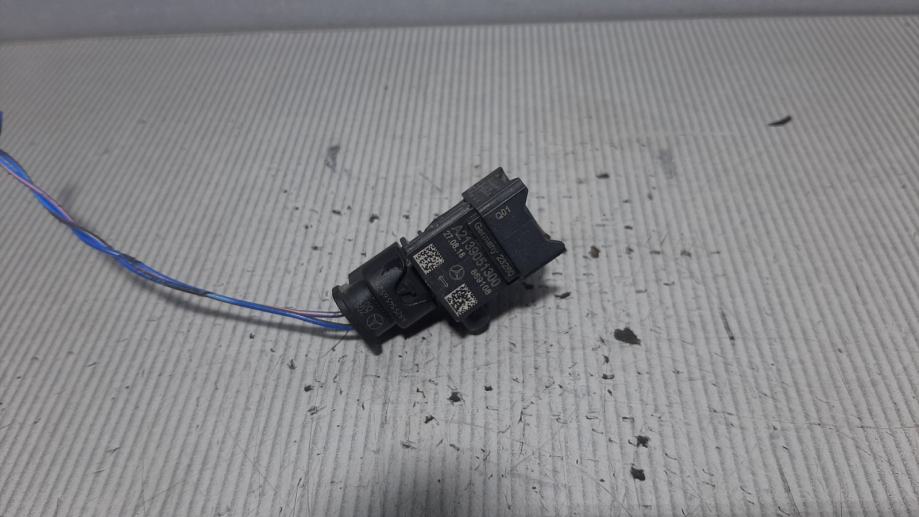 SENZOR AIRBAGA MERCEDES GLC (X253) > 16- A2139051300