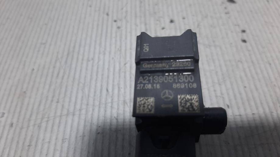 SENZOR AIRBAGA MERCEDES GLC (X253) > 16- A2139051300