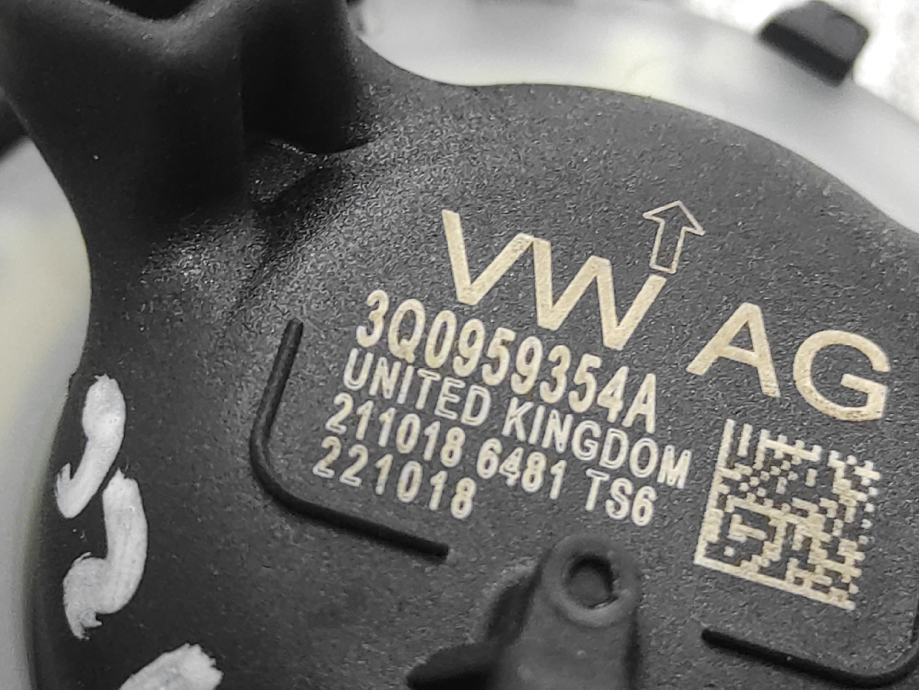 SENZOR AIRBAGA VW PASSAT B8 > 14- 3Q0959354A