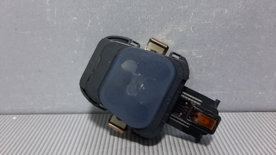 SENZOR ZA KISU MERCEDES C KLASA (W205/S205) > 14-18 A2059006615