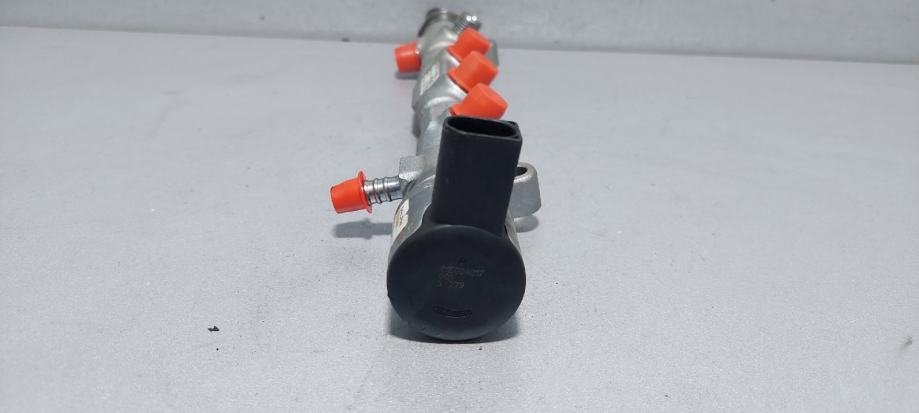 SENZOR MAGISTRALE VW GOLF 7 > 12-16 04L130764B