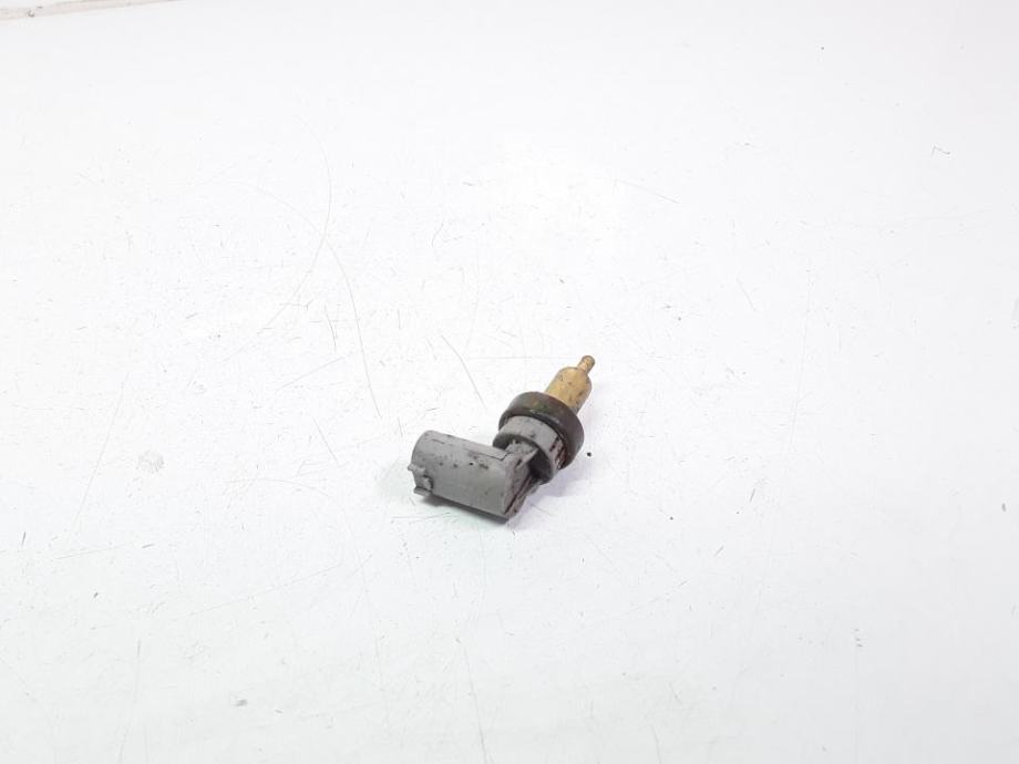 SENZOR PRITISKA A0009056102 MERCEDES CLA CLASS (W117) 2013-