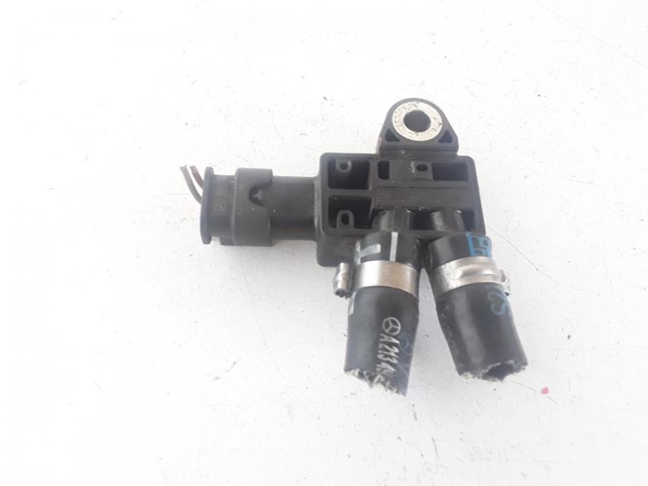 SENZOR PRITISKA A0009056503 MERCEDES E CLASS (W213) 2016-