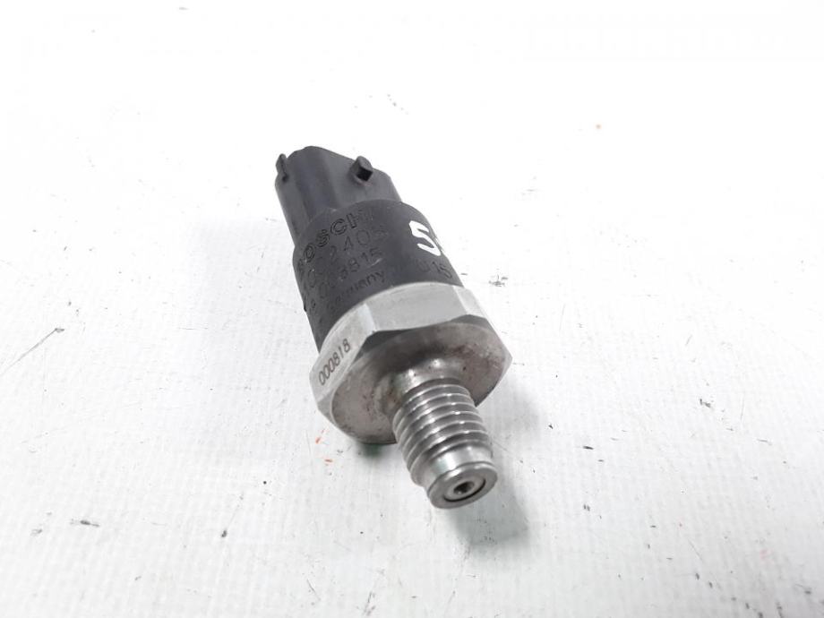 SENZOR PRITISKA GORIVA 0281002405 09018003815 BMW X5 2002-06