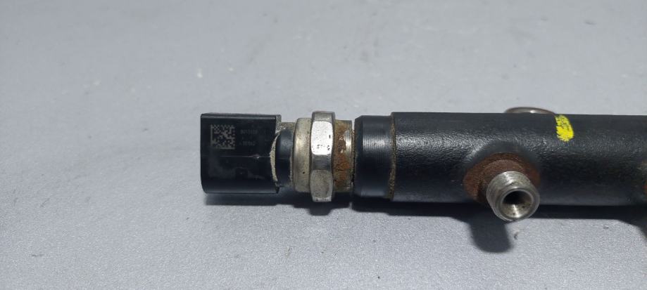 SENZOR PRITISKA GORIVA FORD RANGER > 11-15 A2C53288797