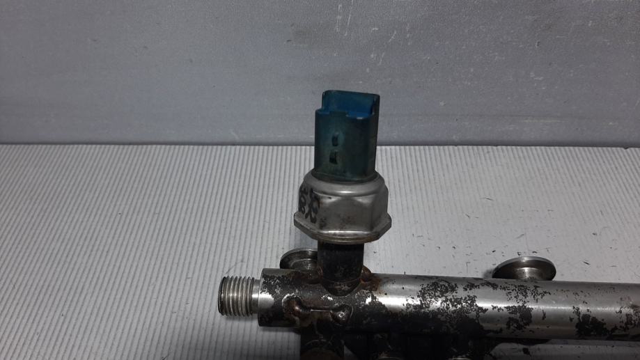 SENZOR PRITISKA GORIVA RENAULT CAPTUR > 17-19 166380783R