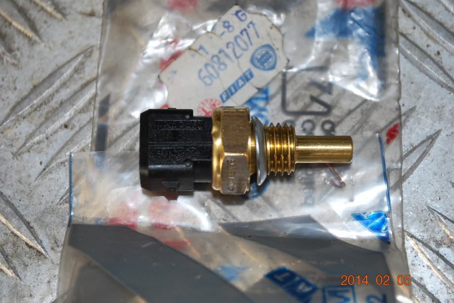 Senzor temperature vode Alfa 33 145 146 Boxer Punto 75 NOVO!! 60812077