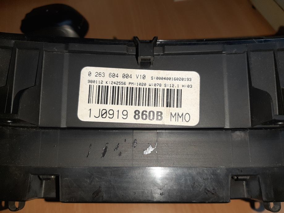 VW GOLF 4 INSTRUMENT TABLA KILOMETAR SAT 1J0919 860B MMO