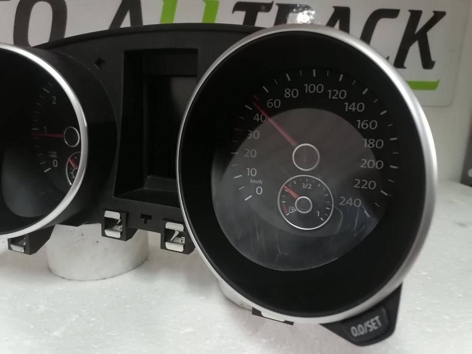 Vw Golf 6 1.6 tdi kilometar sat 5K0920871A