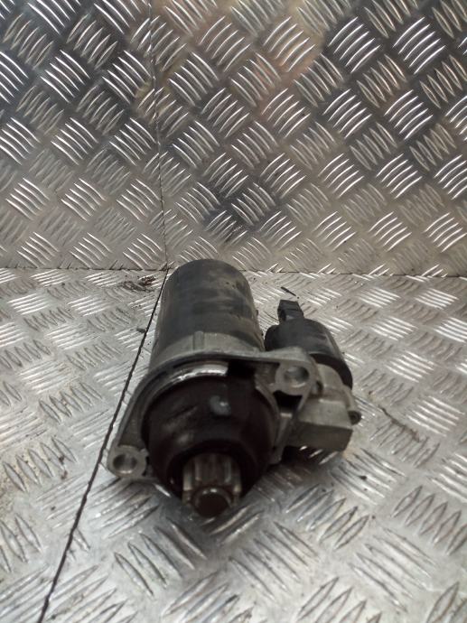 VW GOLF BEETLE SEAT AUDI ŠKODA TDI ELEKTROPOKRETAČ STARTER 02A911024D