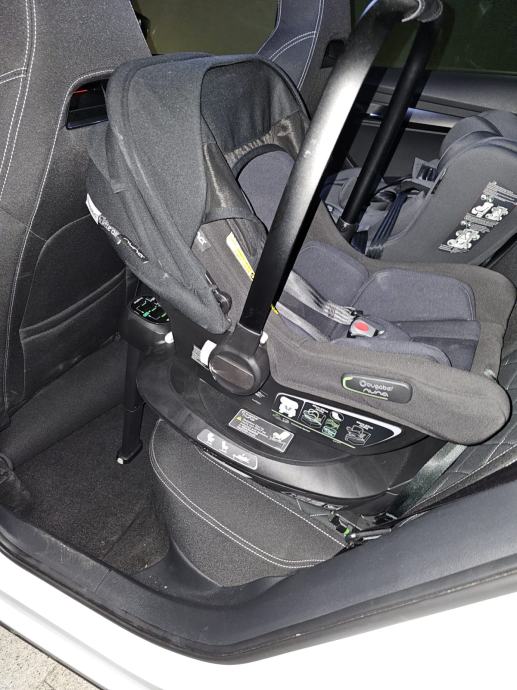 AUTOSJEDALICA BUGABOO TURTLE AIR BY NUNA + adapteri za kolica Bugaboo