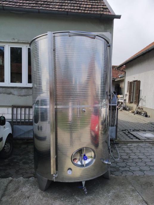 Inoks (inox) cisterna 5.000 l, s ugrađenim plaštom za hlađenje