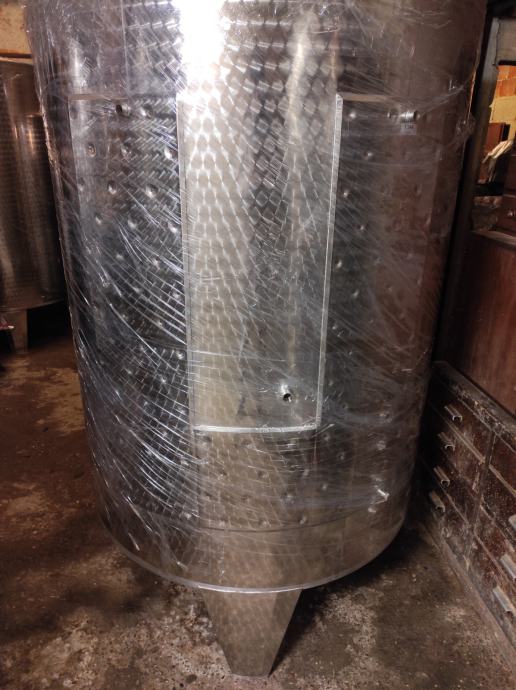 Inoks spremnik bačva LETINA 2000 L - nerabljeno/novo (moguće hlađenje)