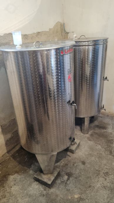 Inox bačve Letina 320 litara