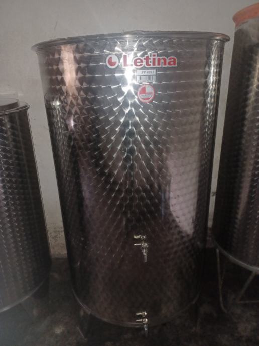 Letina INOX bačve za vino - 400 i 620 litara